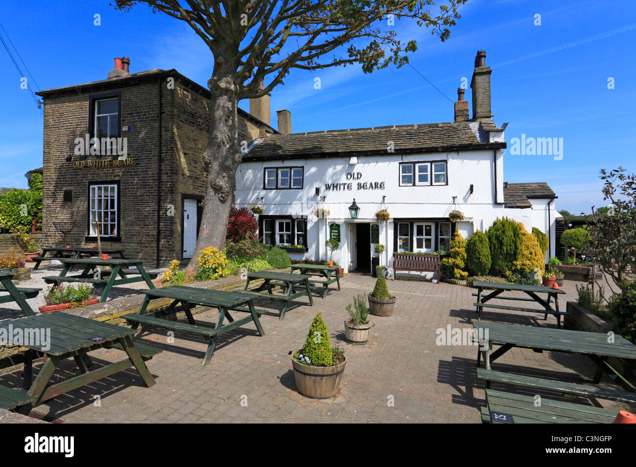 The Old White Beare in Norwood Green, Halifax, West Yorkshire, England ...