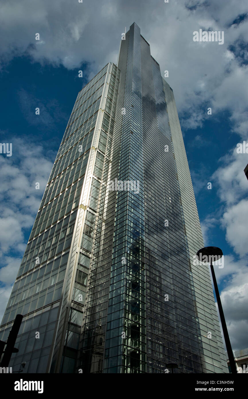Heron Tower in City, London Stock Photo - Alamy