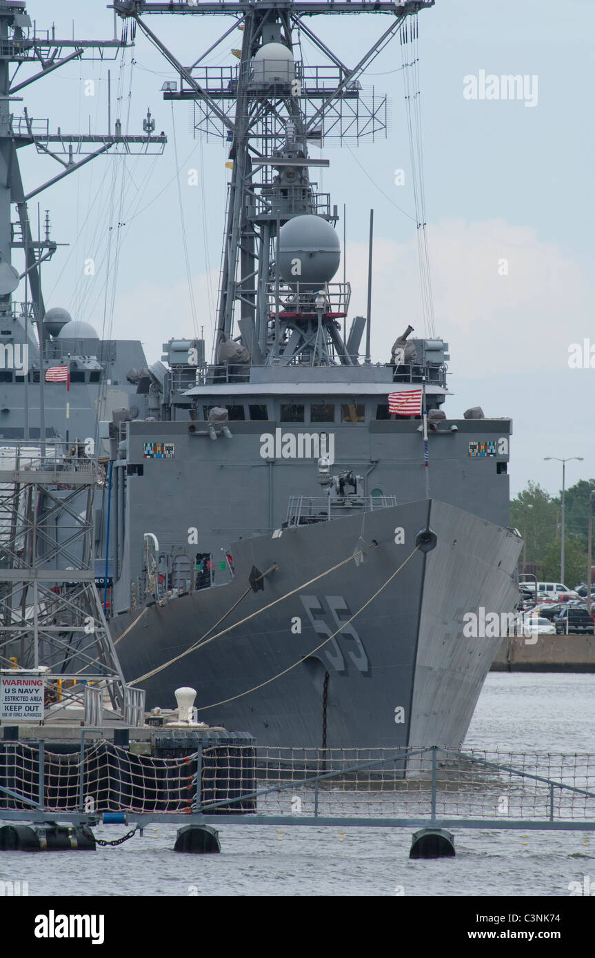 Virginia, Norfolk. Norfolk Navel Station. US Naval destroyer #55 Stock ...