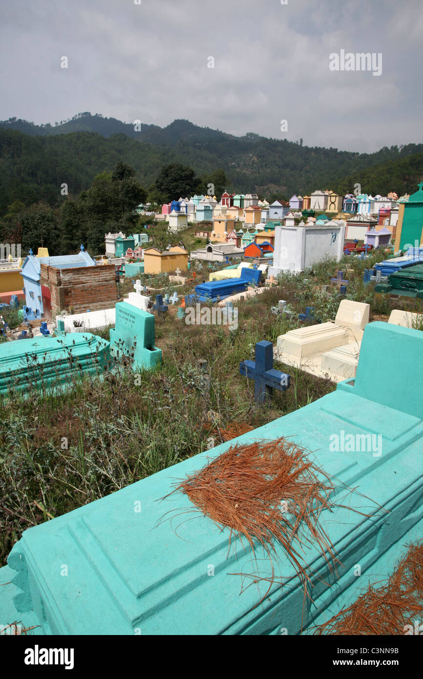 Graves buried hi-res stock photography and images - Alamy