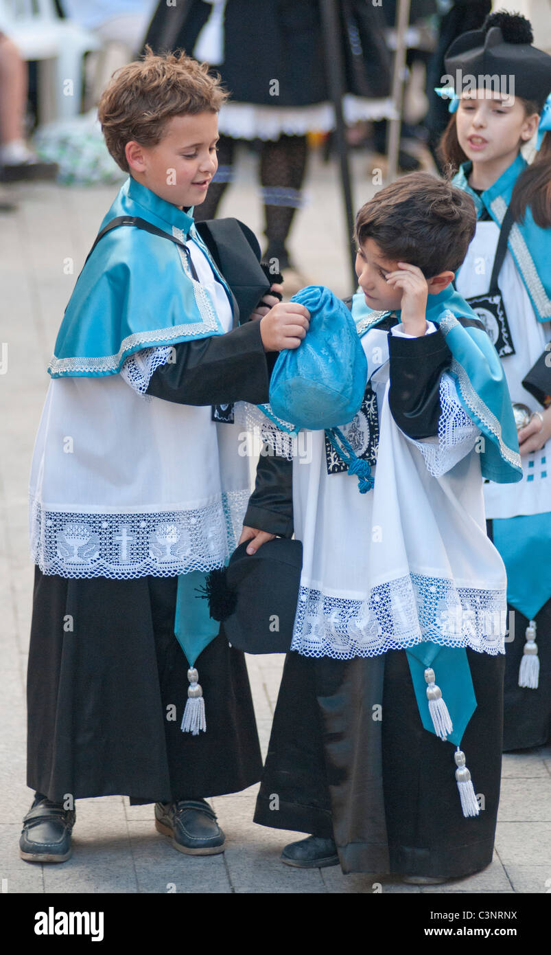 Friday evening parade hi-res stock photography and images - Alamy