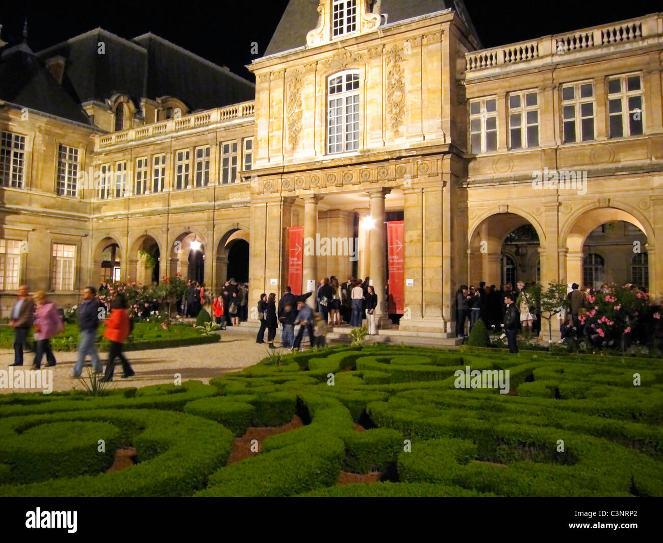 Paris, France, Crowd People Visiting Musee Carnavalet, Musee de l ...