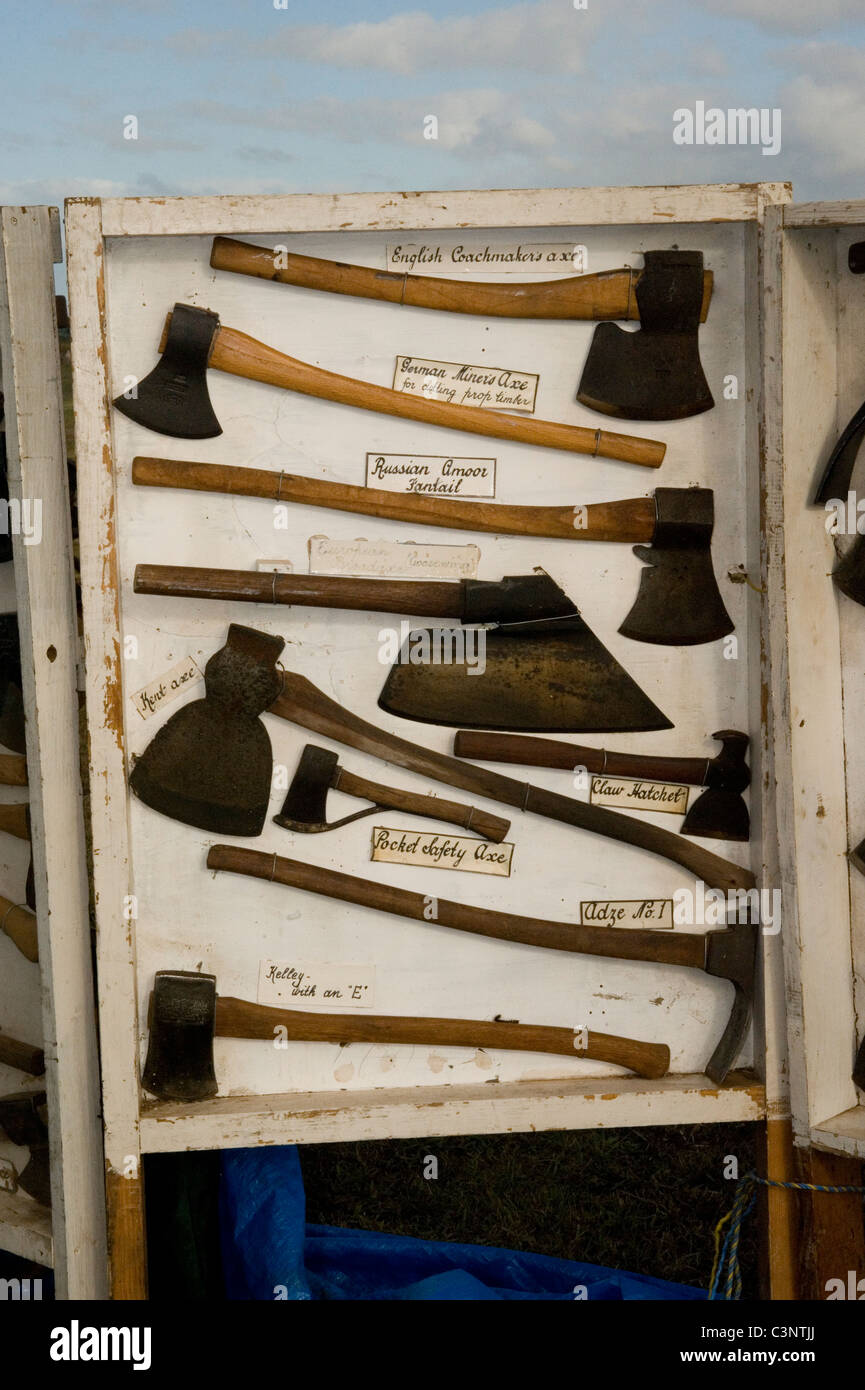 Wood chopping historic hi-res stock photography and images - Alamy