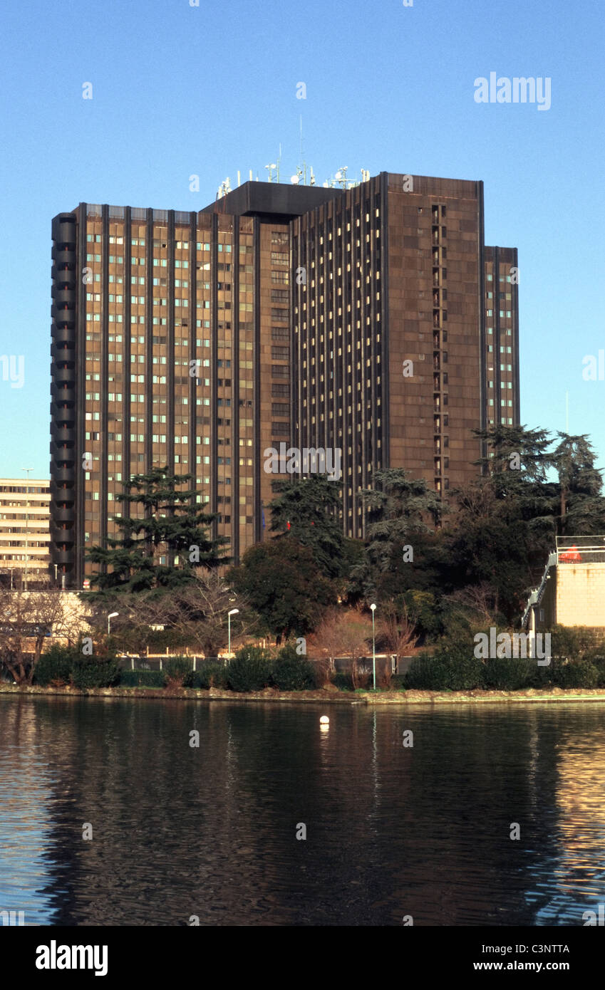 Palazzo delle poste rome hi-res stock photography and images - Alamy