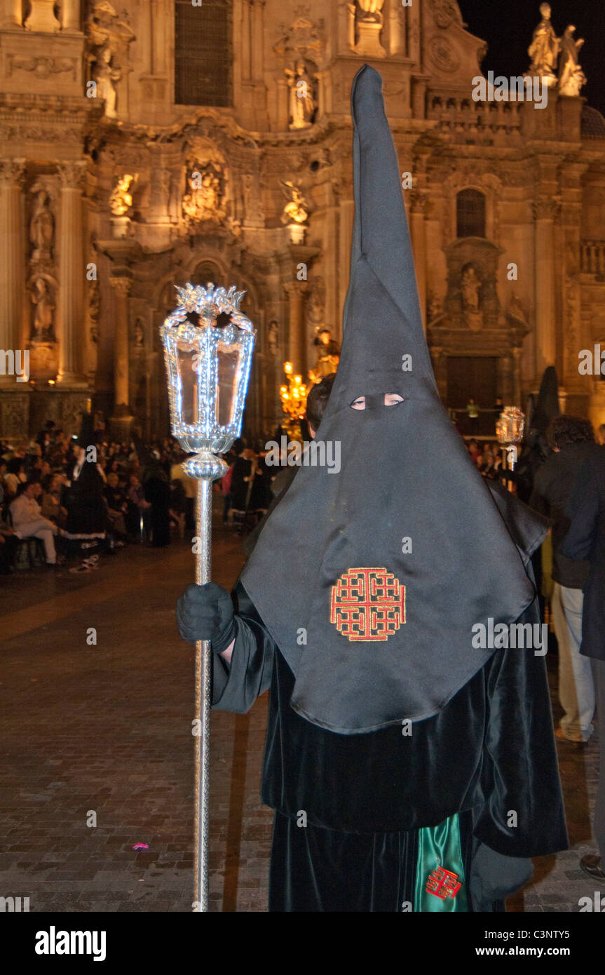 Robed figures hi-res stock photography and images - Alamy