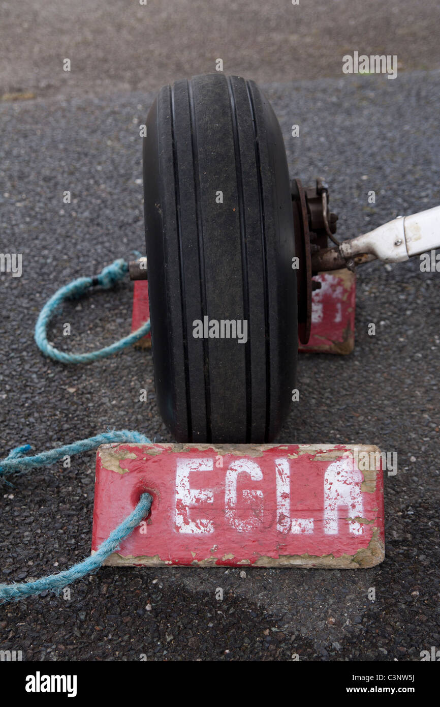 Lightweight Cessna aircraft wheel Stock Photo - Alamy