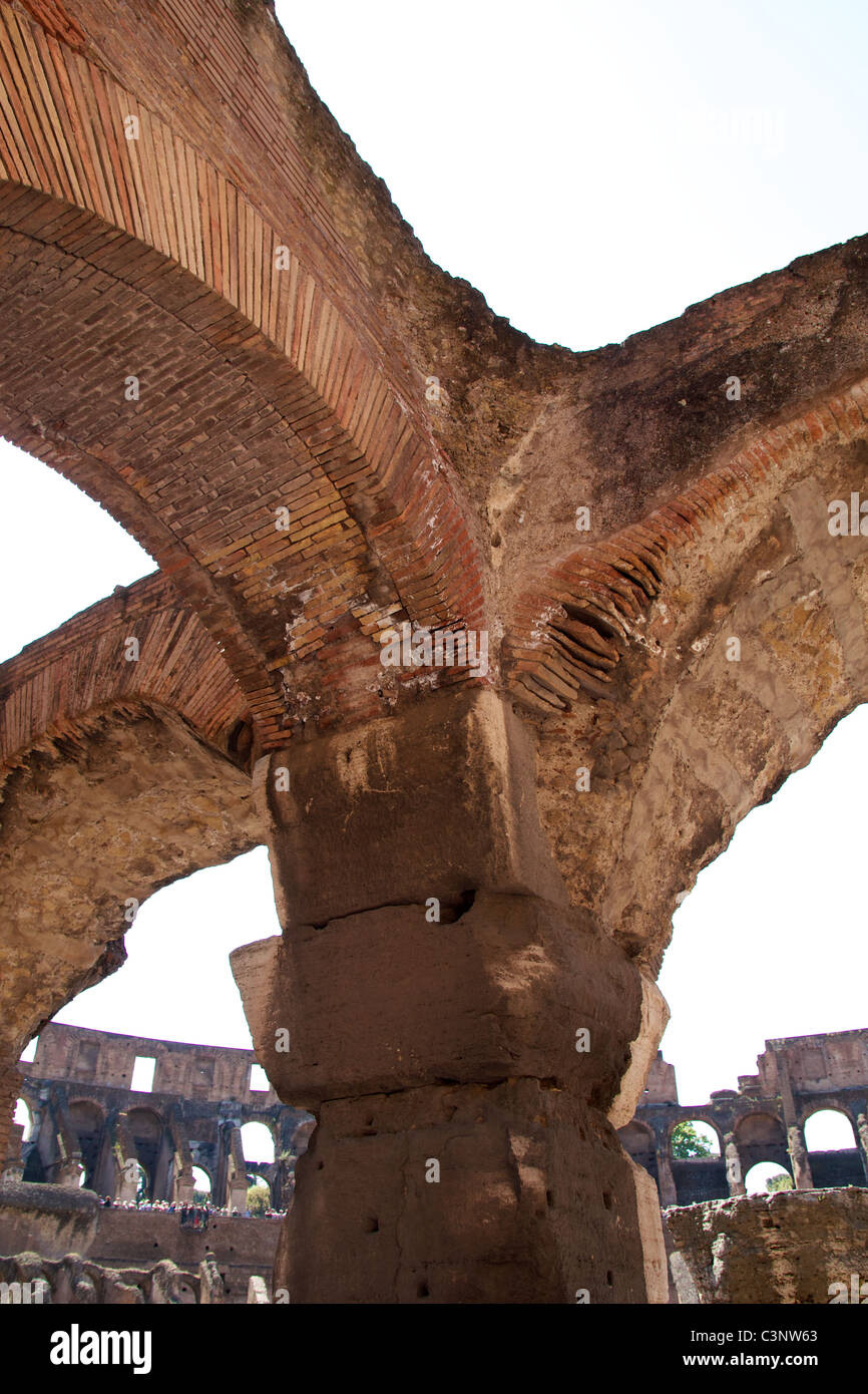 Colosseum column detail hi-res stock photography and images - Alamy