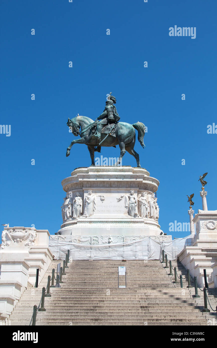 The Victor Emmanuel Monument, majestic memorial in Rome, Italy Stock ...