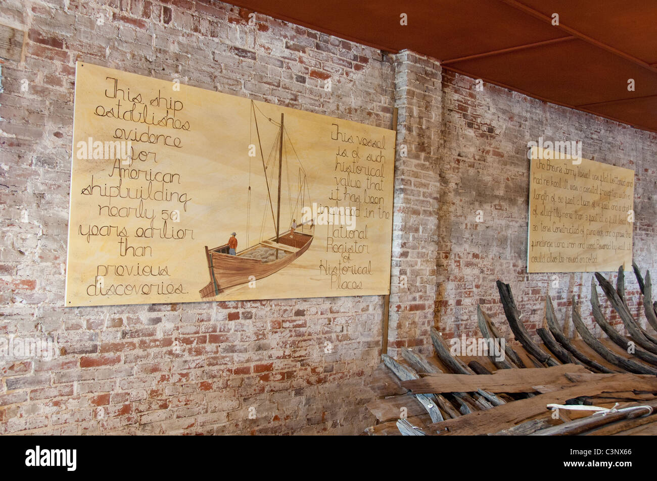 18th century ferry house hi-res stock photography and images - Alamy