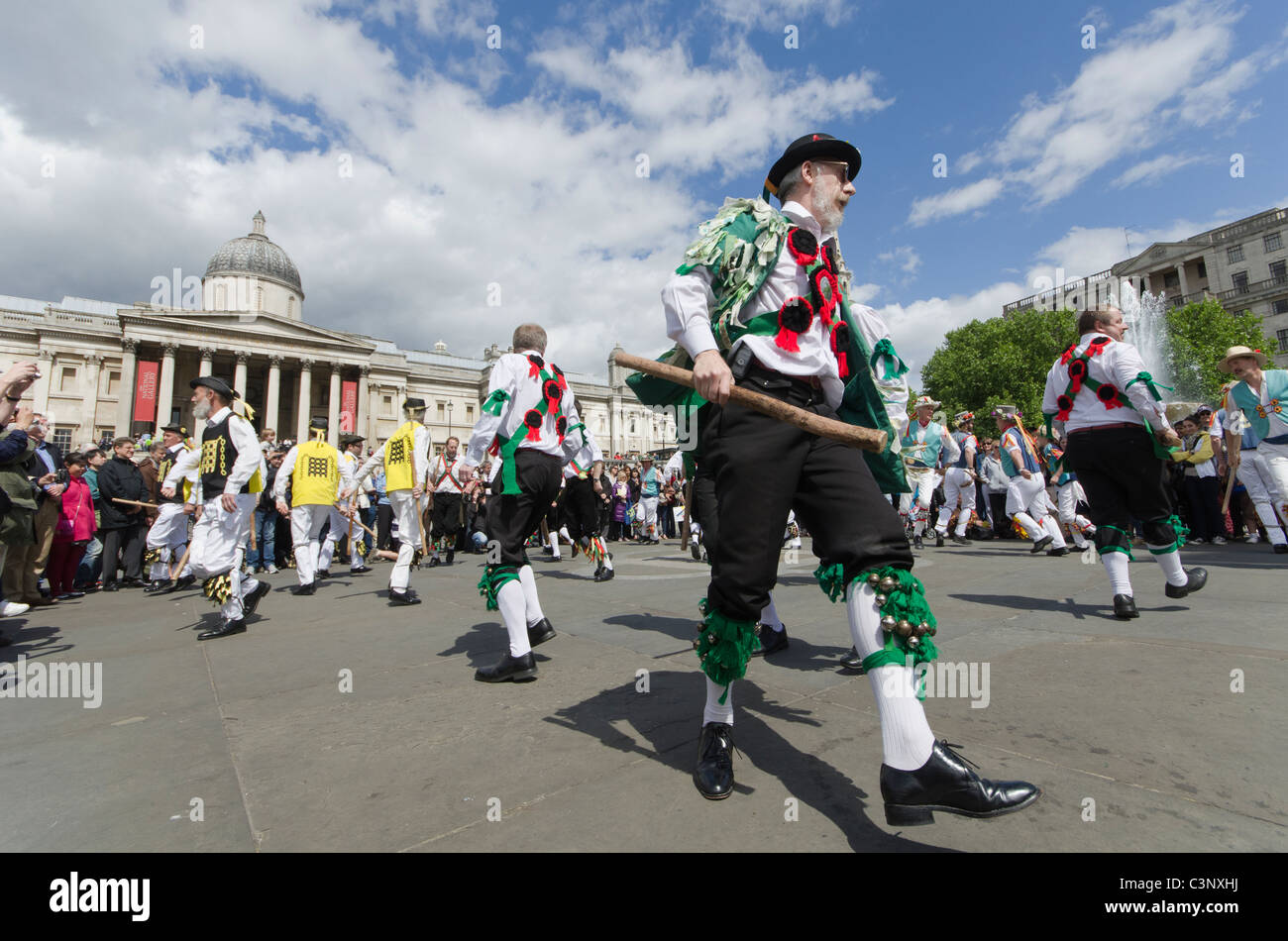 Folk dances hi-res stock photography and images - Alamy