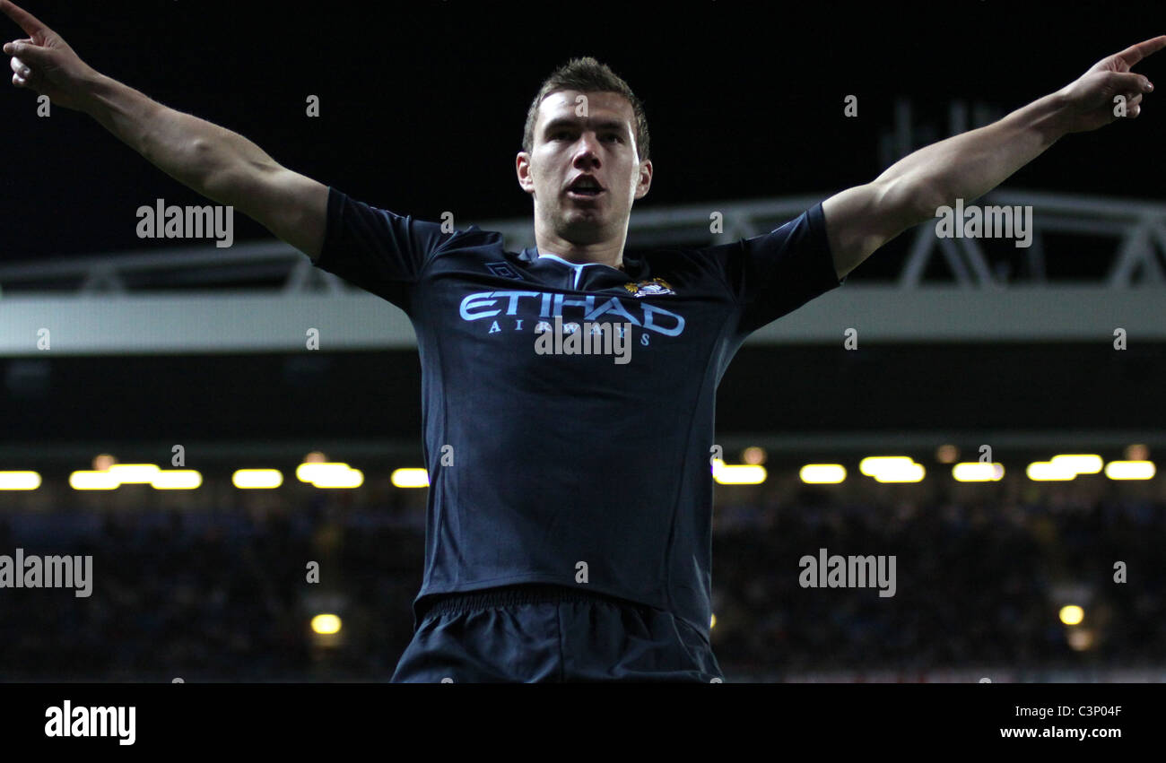 Goal celebration hi-res stock photography and images - Alamy