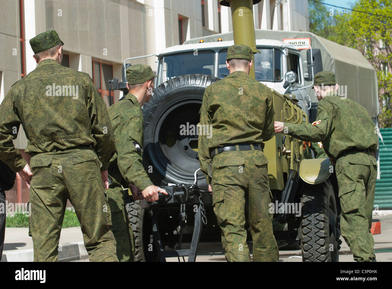 Russian field kitchen hi-res stock photography and images - Alamy