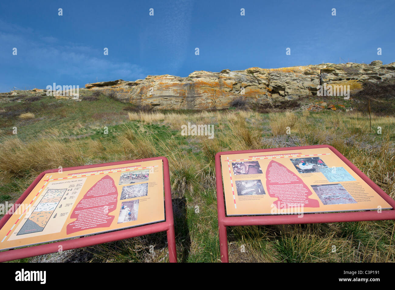 Head-Smashed-in-Buffalo Jump Interpretive Center Stock Photo - Alamy