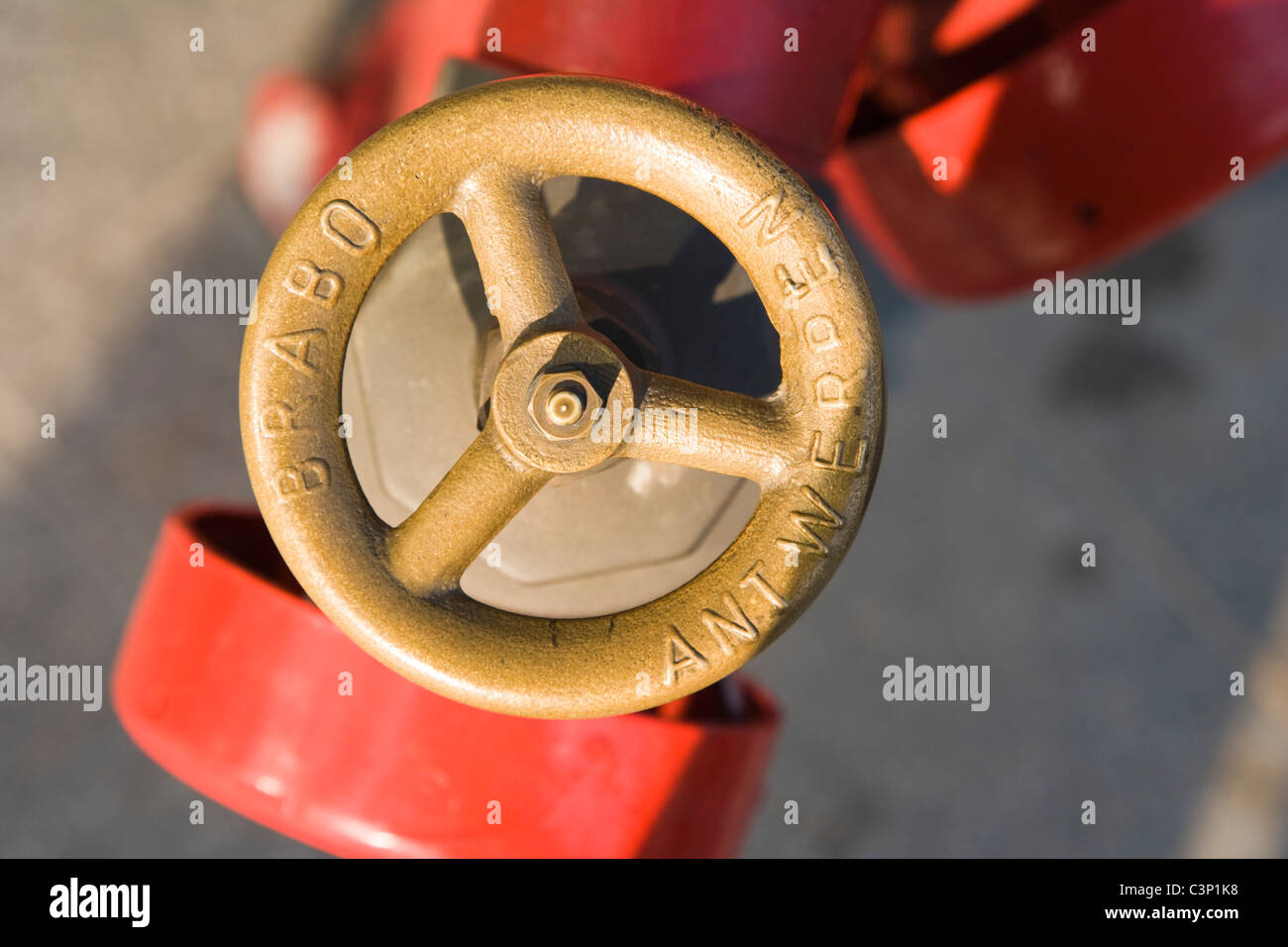 Red top hydrant hi-res stock photography and images - Alamy