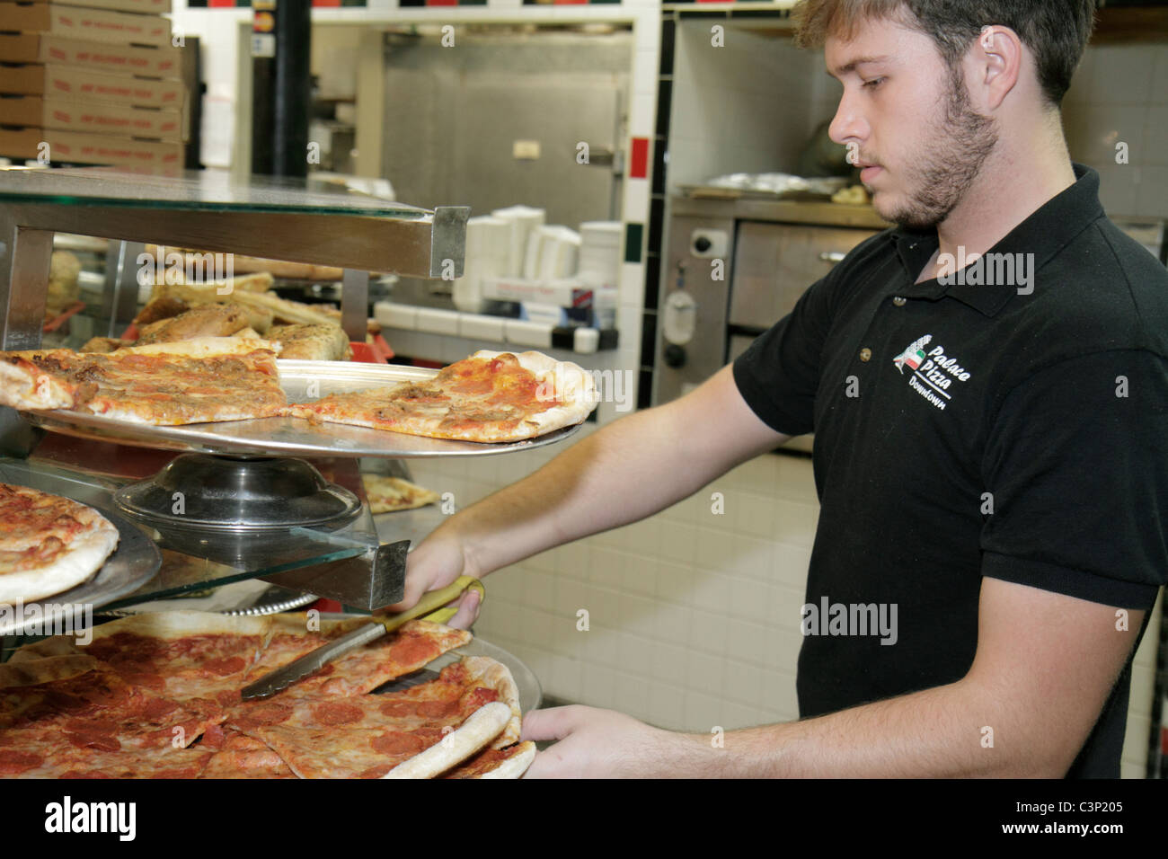 Pizza parlor usa hi-res stock photography and images - Alamy