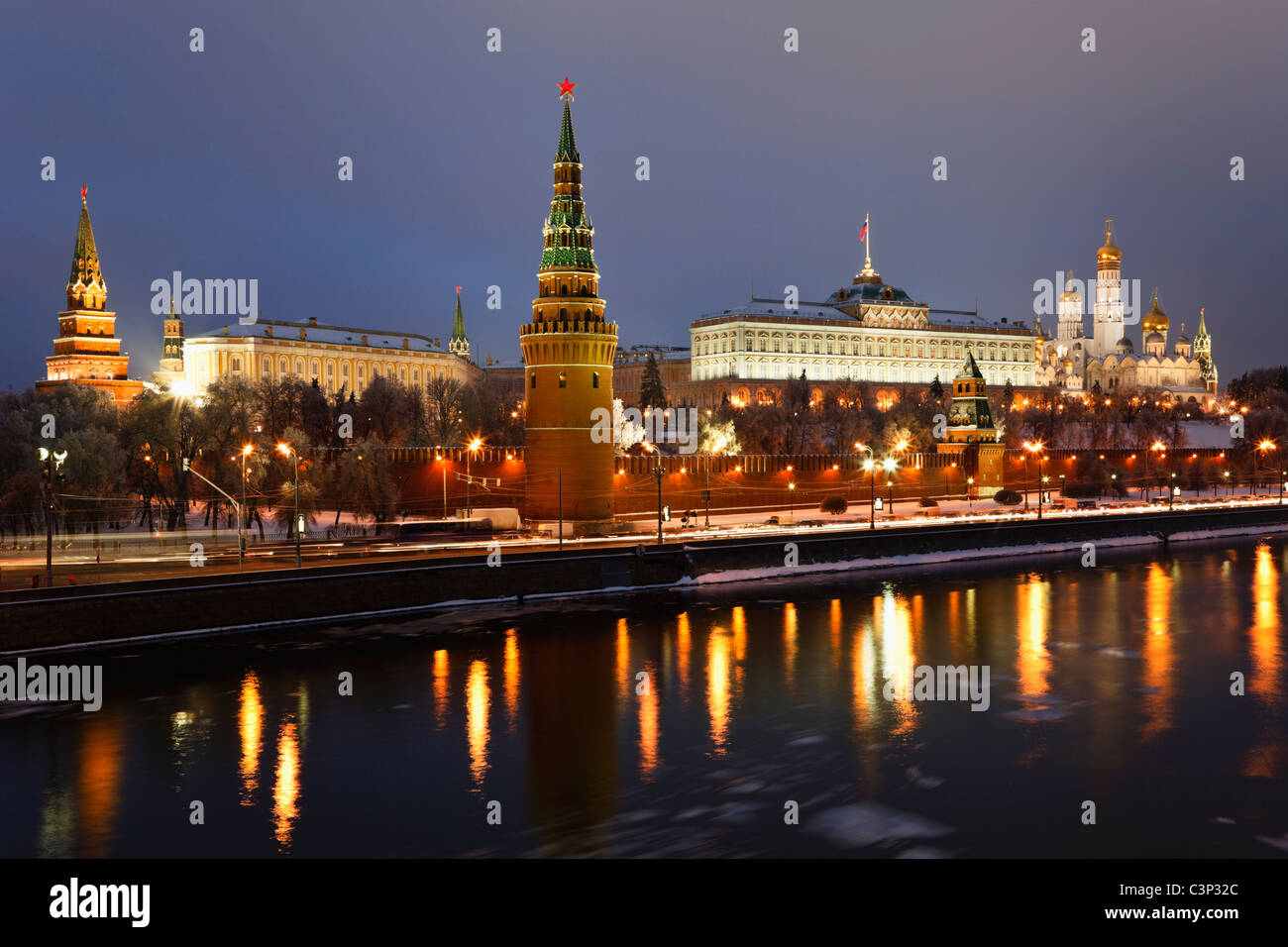 Red moscow russia snow hi-res stock photography and images - Alamy