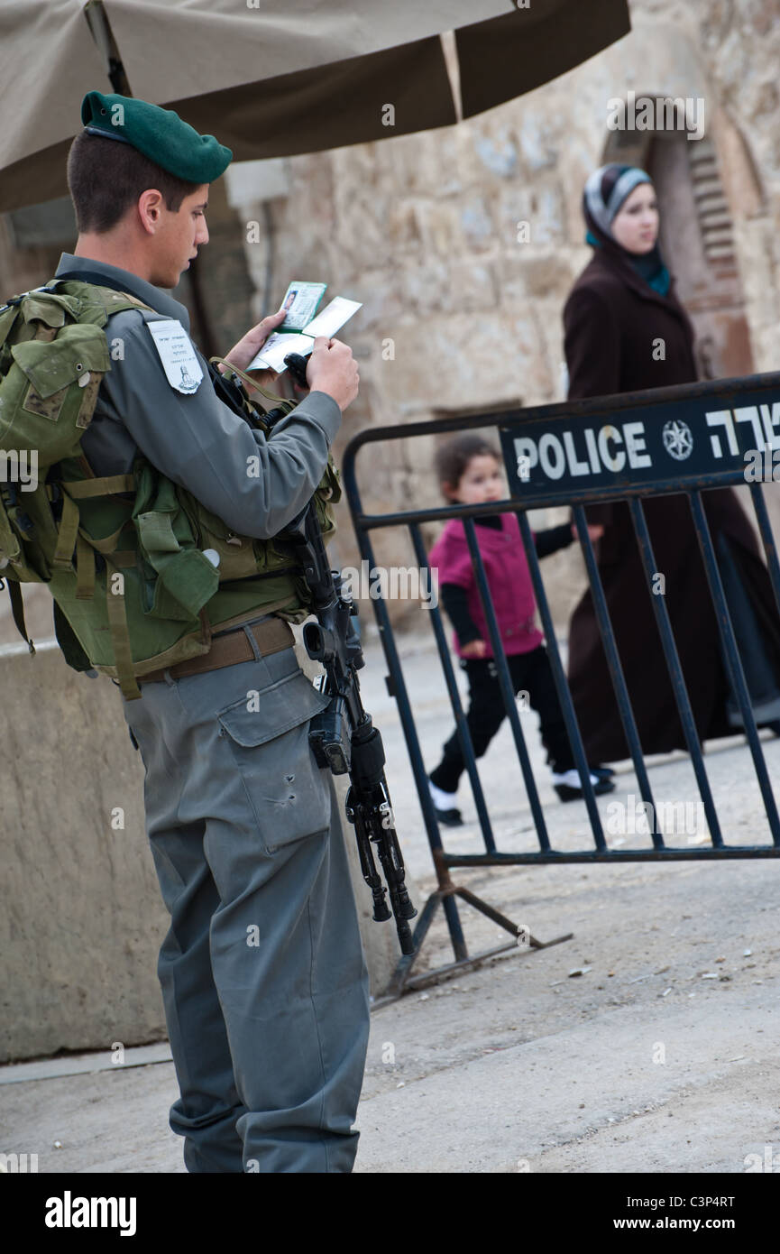 Military id cards hi-res stock photography and images - Alamy