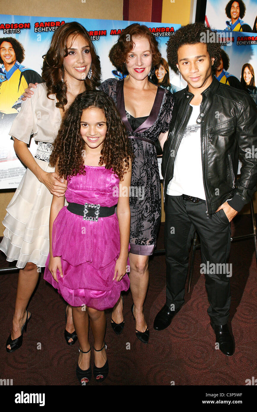 Sandra Echeverria, Penelope Ann Miller, Corbin Bleu, Madison Pettis ...