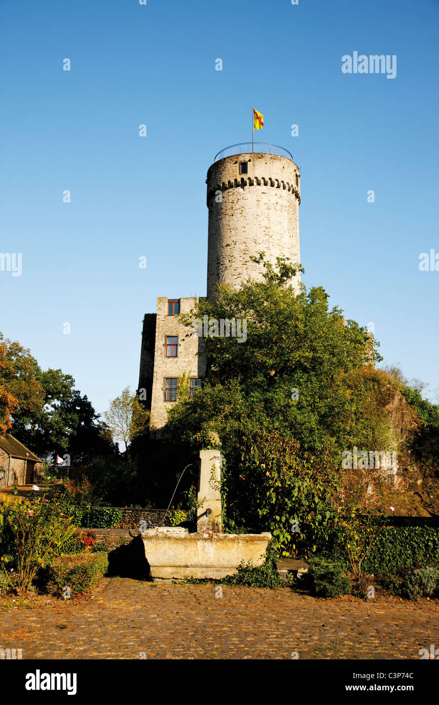 Pyrmont castle hi-res stock photography and images - Alamy