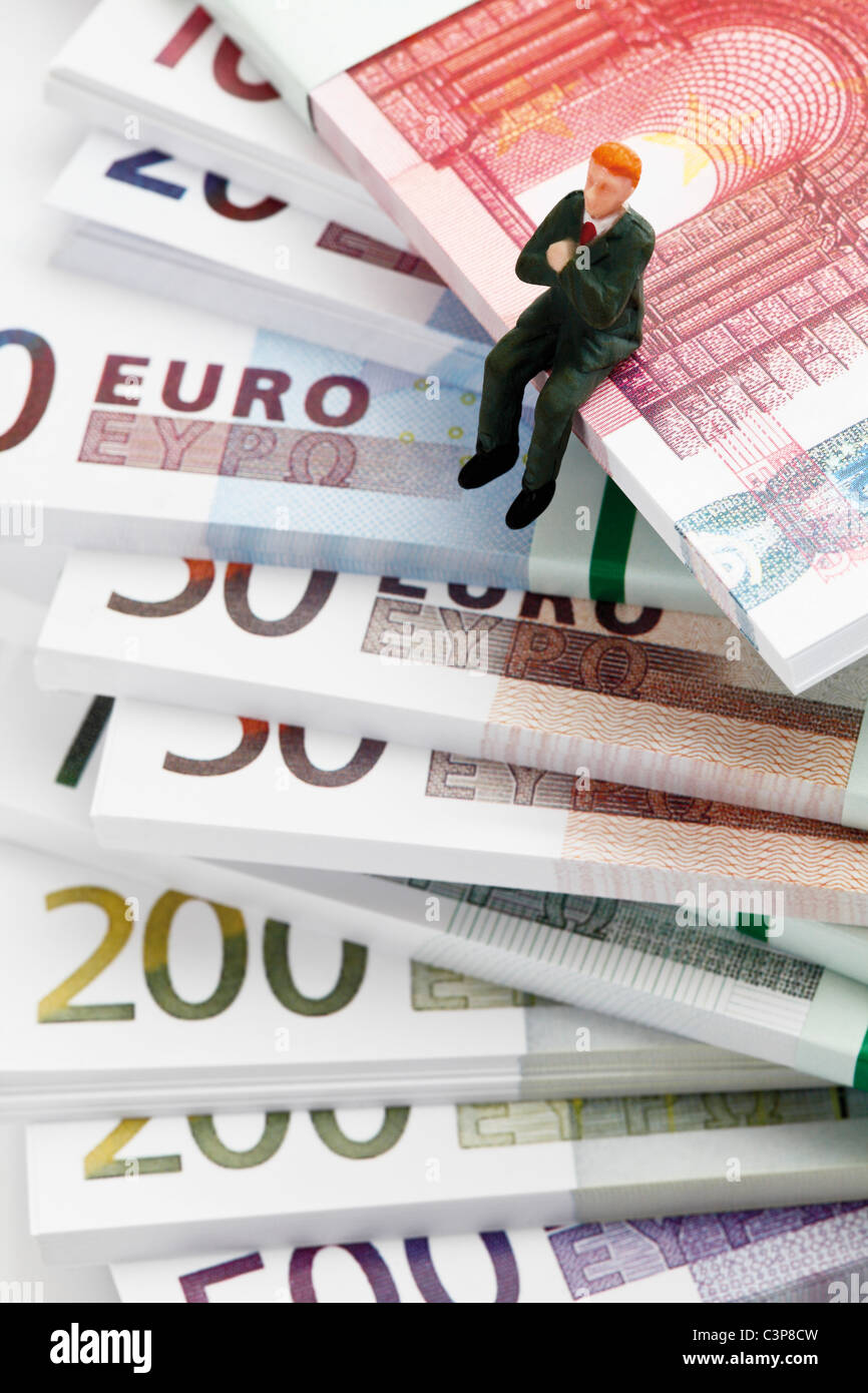 500 euro money european currency stack hi-res stock photography and ...