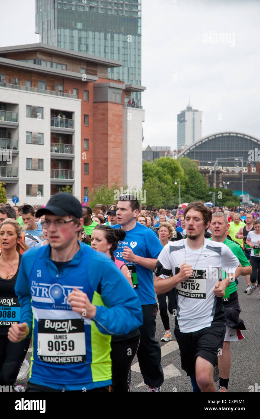 Participants in the Bupa Great Manchester Run, over 38,000 took part ...