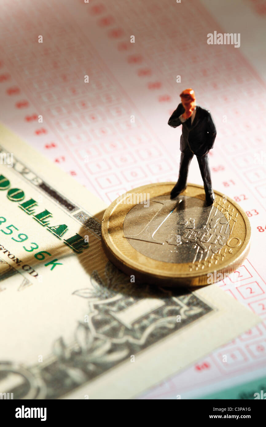 Coin slip hi-res stock photography and images - Alamy