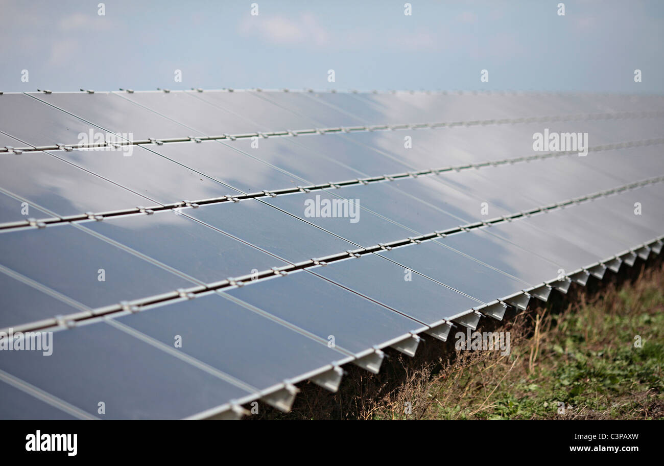 Germany, Bavaria, Penzing, Solar cells on solar plant Stock Photo - Alamy