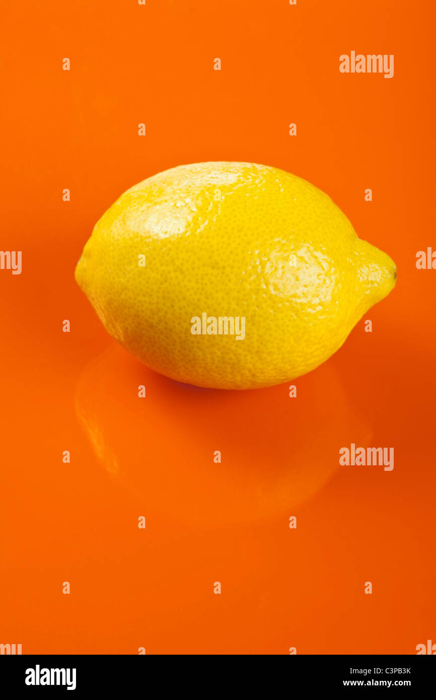 Unpeeled lemon hi-res stock photography and images - Alamy