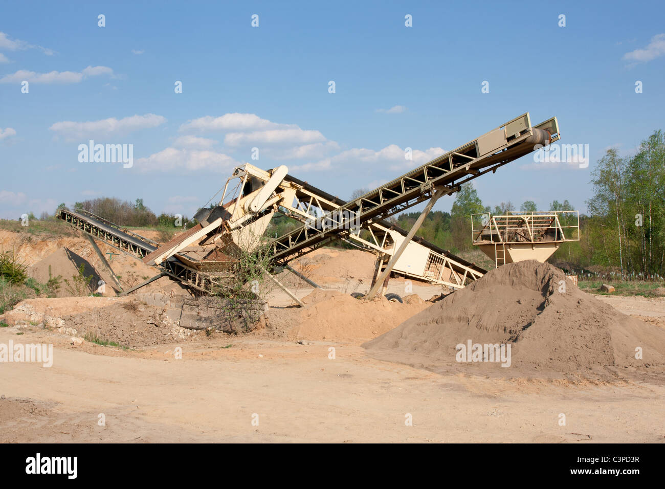 Conveyor belt in gravel pit hi-res stock photography and images - Alamy