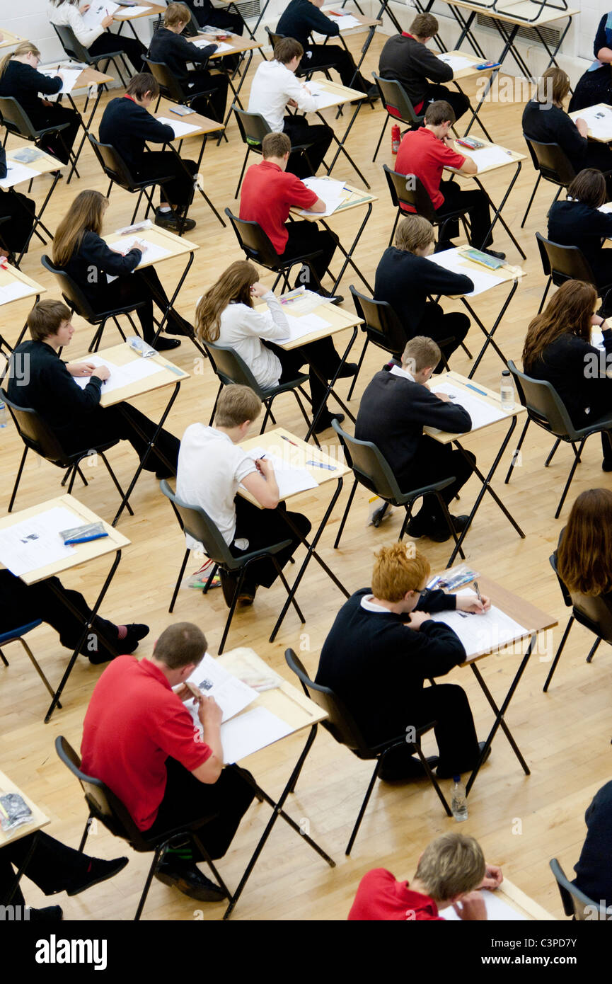 Exam hall uk hi-res stock photography and images - Alamy