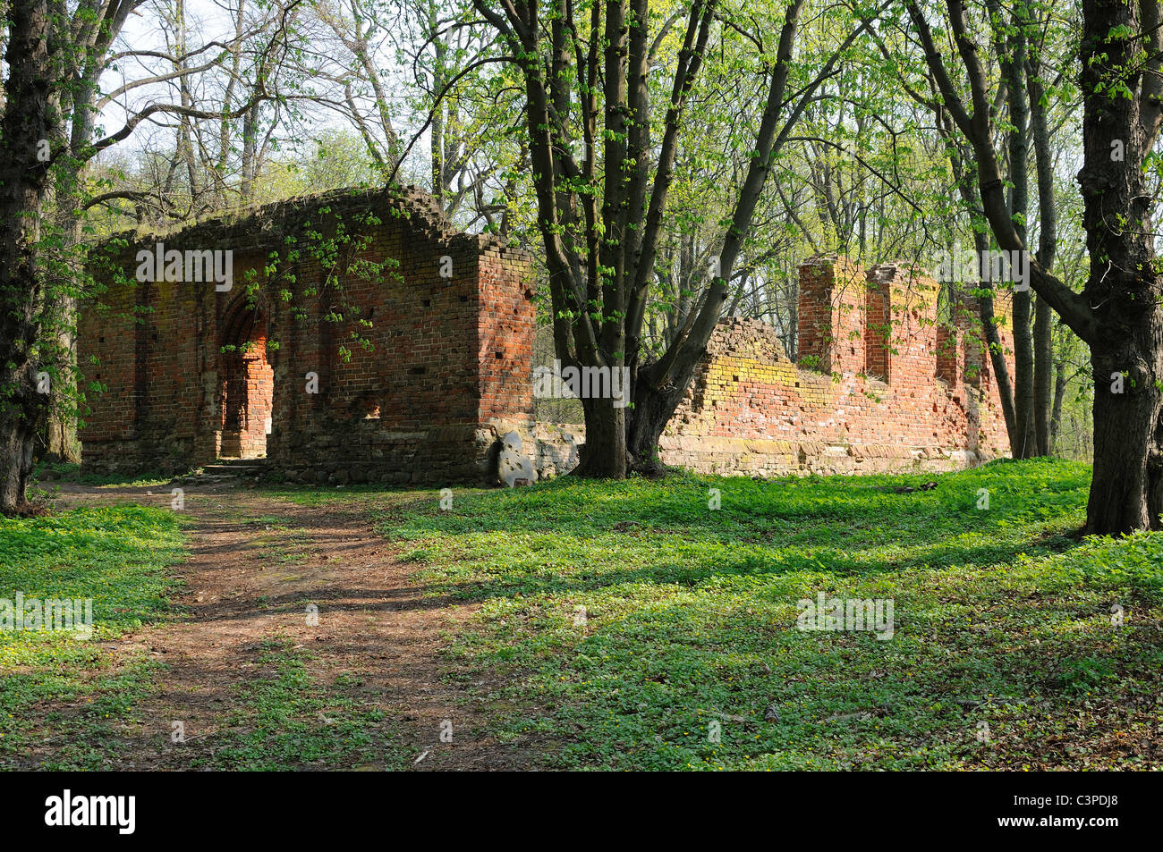 Brick wall old castle balga hi-res stock photography and images - Alamy