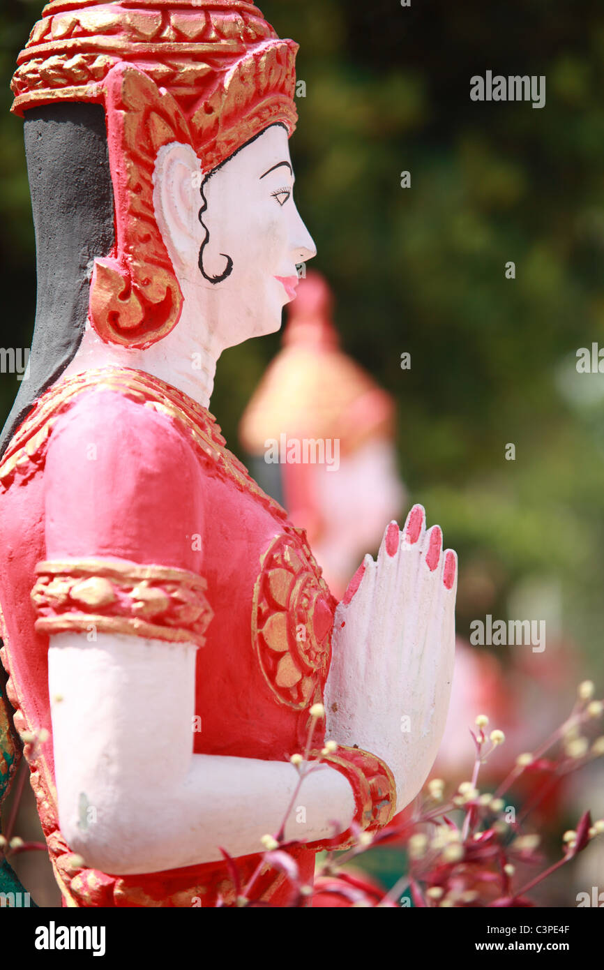 Buddhist figure hi-res stock photography and images - Alamy