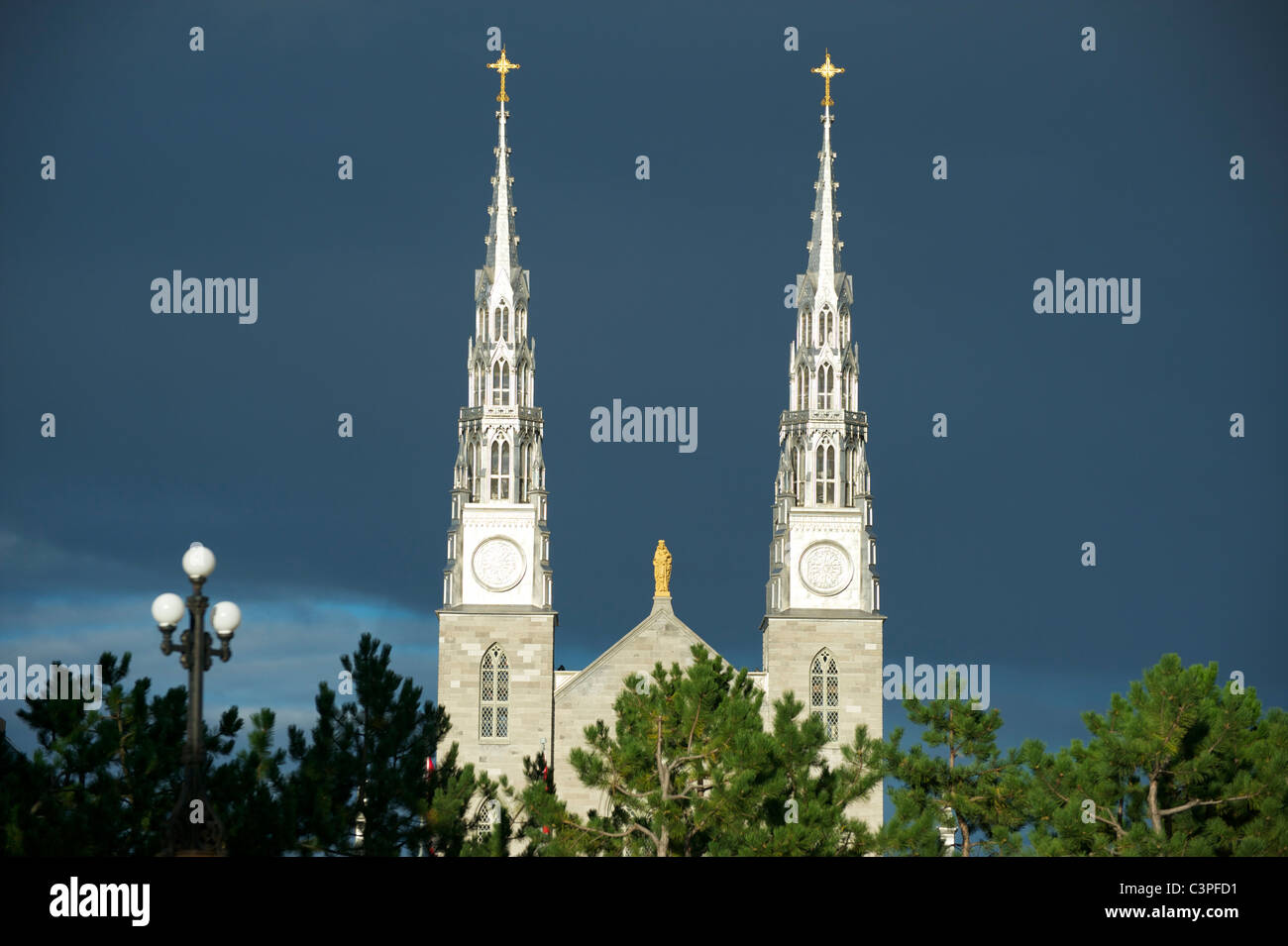 Silver spires of the Notre Dame Basilica, Ottawa Stock Photo - Alamy
