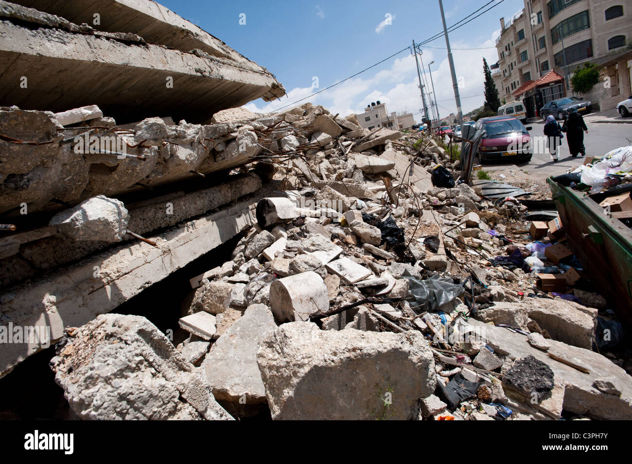 Rubble Stock Photos & Rubble Stock Images - Alamy
