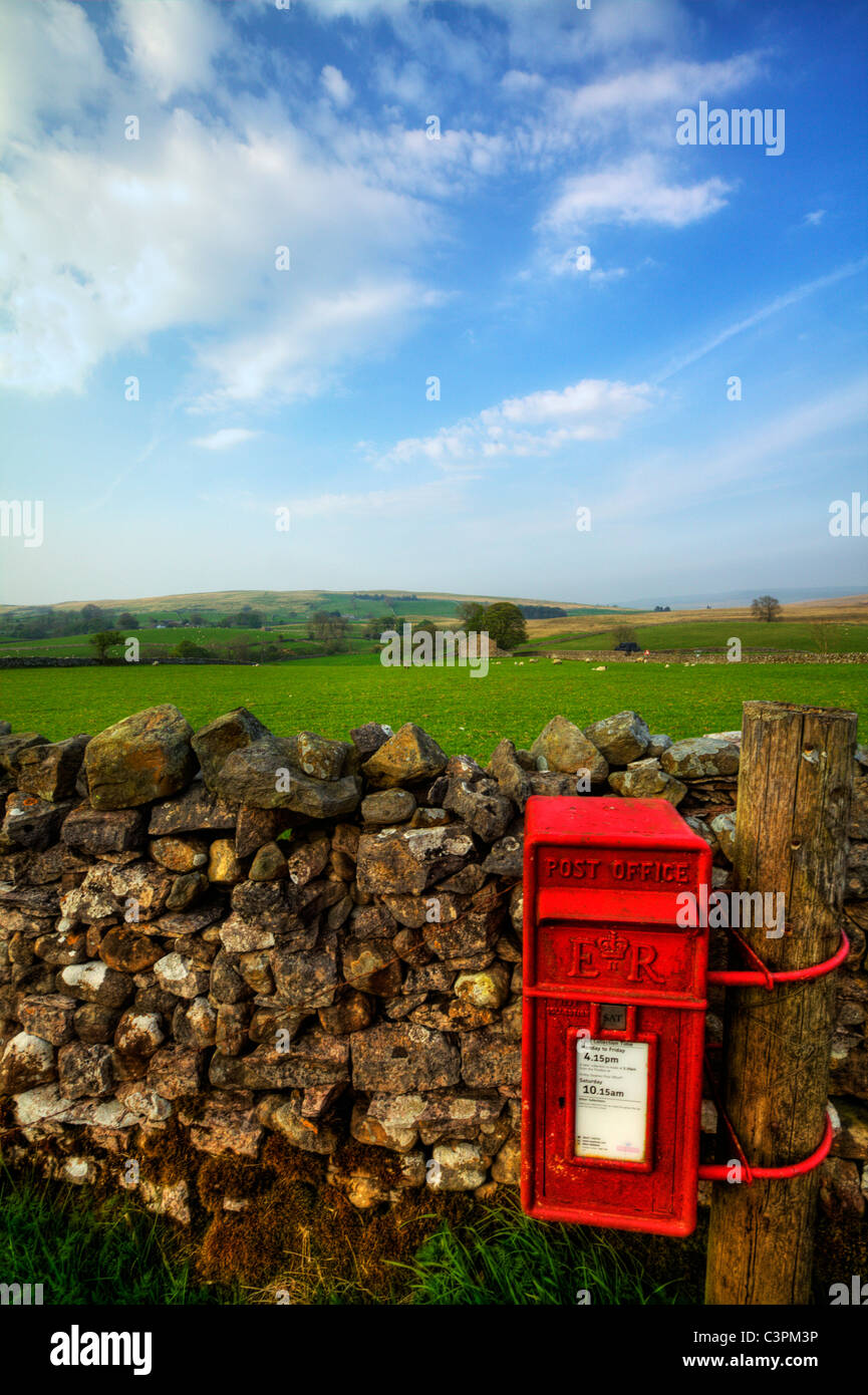 Edwardian post box hi-res stock photography and images - Alamy
