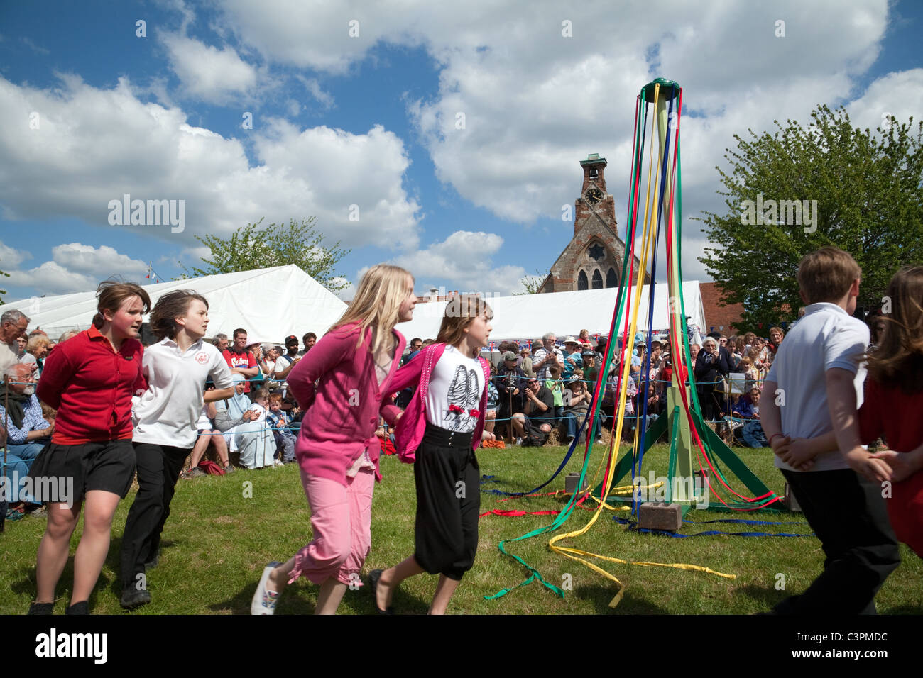 May day children dancing around maypole hi-res stock photography and ...