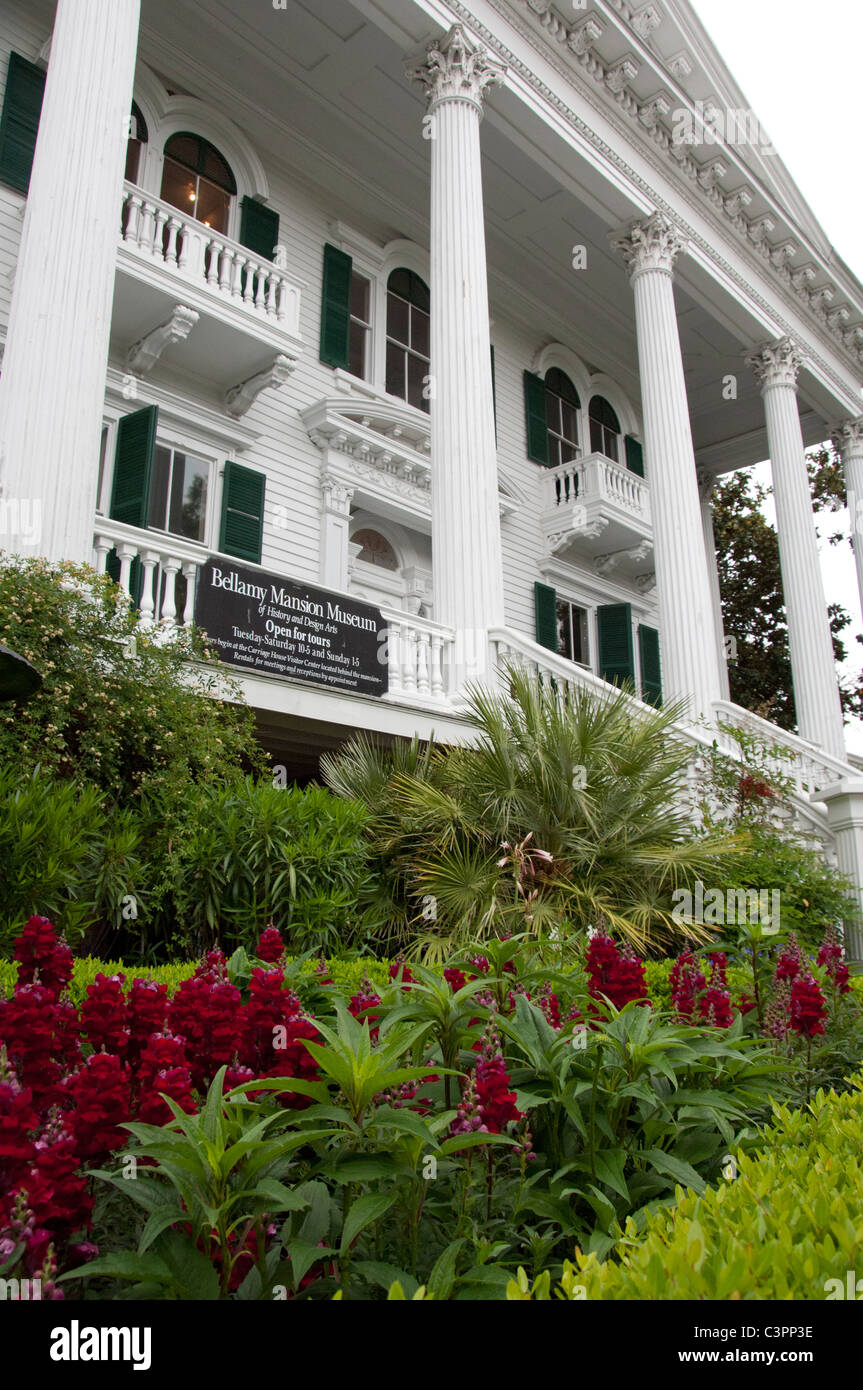 Antebellum mansion 1800s hi-res stock photography and images - Alamy