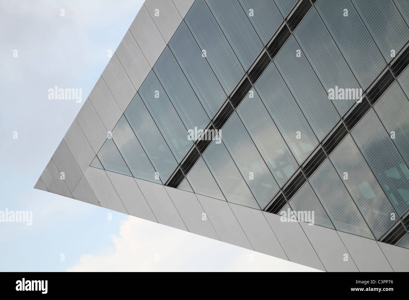 Ship like building hi-res stock photography and images - Alamy