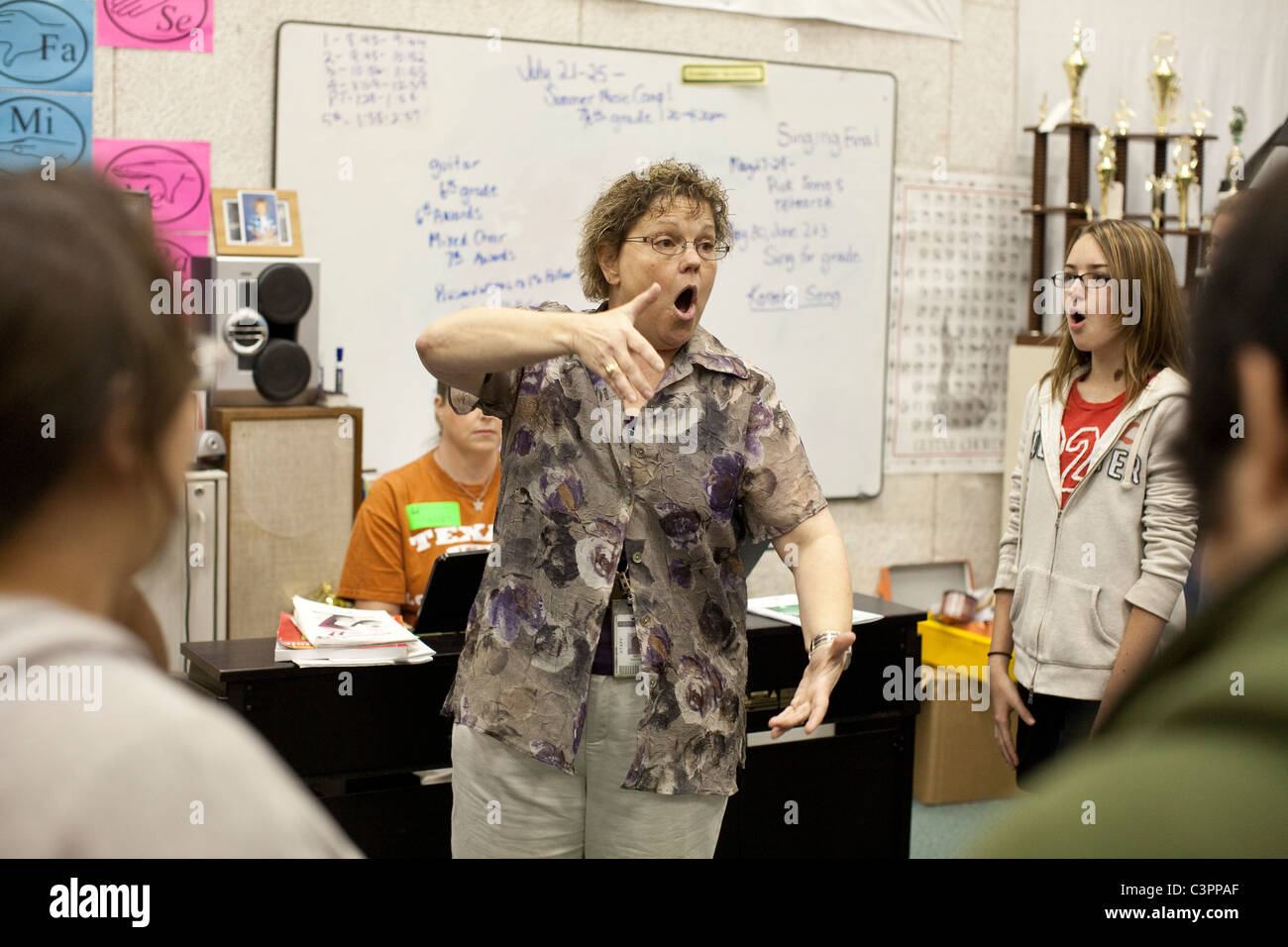 High school choir hi-res stock photography and images - Alamy