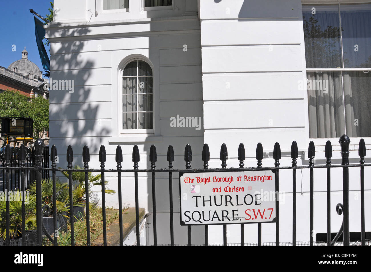 Thurloe Square South Kengsington London elegant Georgian architecture ...