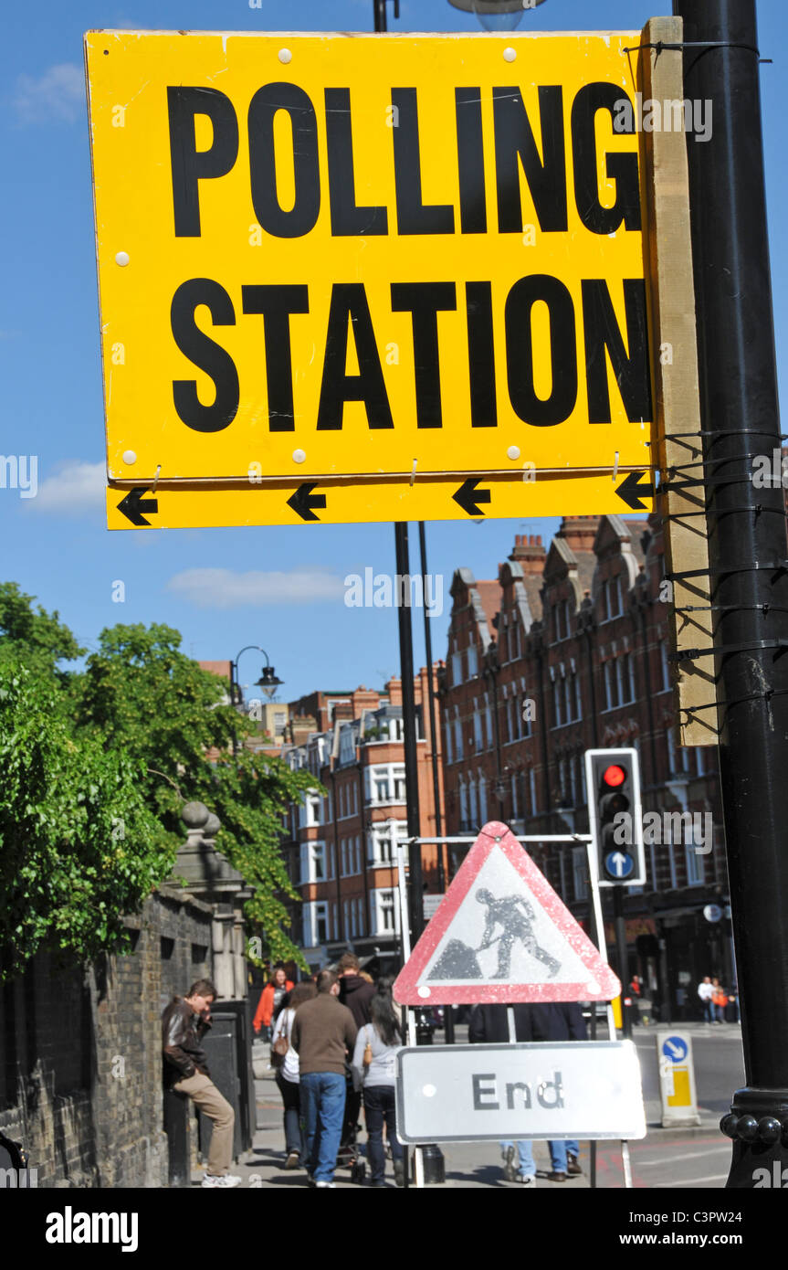 Election councils hi-res stock photography and images - Alamy