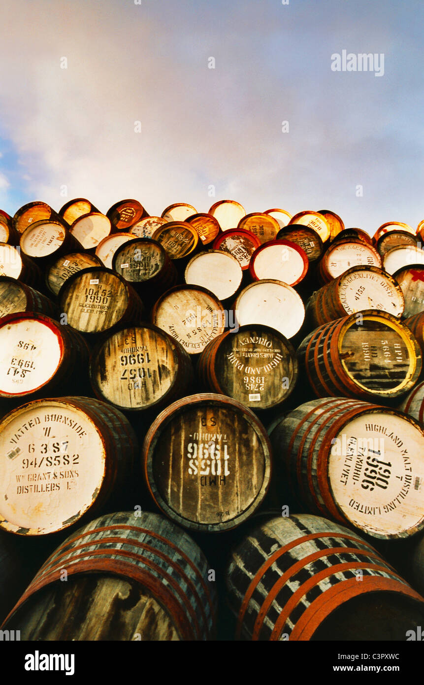Whiskey cask hi-res stock photography and images - Alamy