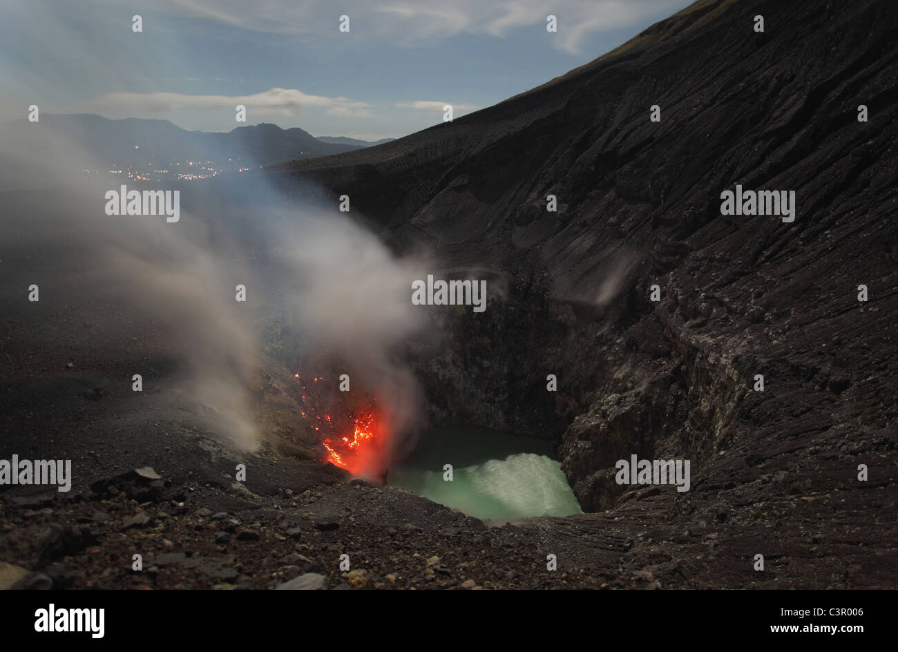 Indonesia, Sulawesi, Lokon volcano erupting Stock Photo - Alamy