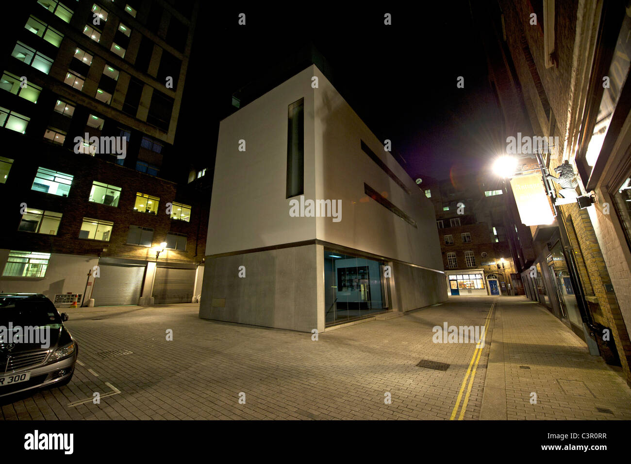 White Cube gallery Stock Photo - Alamy