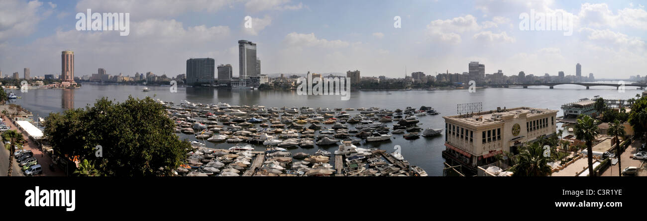 A Panorama of Cairo during the final days of the Mubarak Regime ...