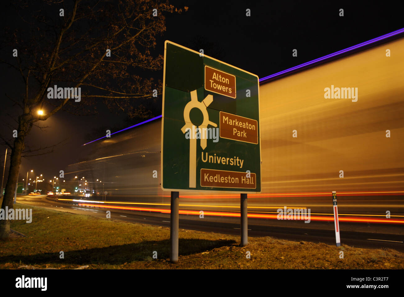 Derby street sign hi-res stock photography and images - Alamy