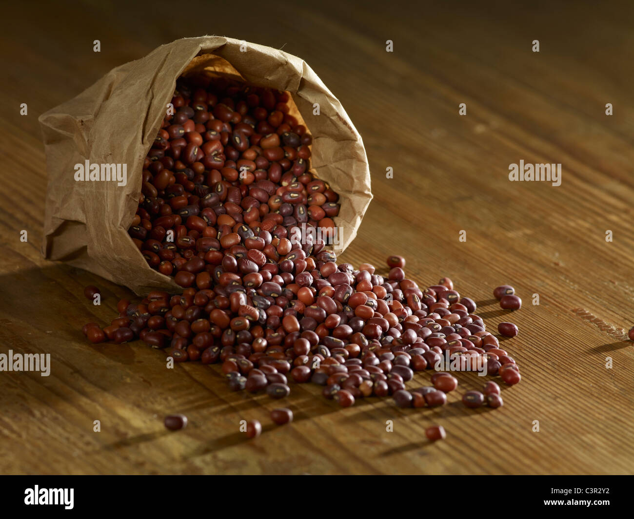 Red mung beans hi-res stock photography and images - Alamy