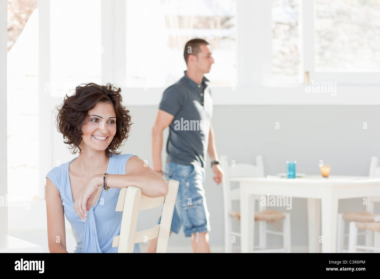 Restaurant movement hi-res stock photography and images - Alamy