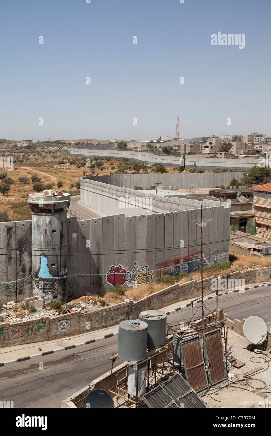 View of the separation wall,Palestine Stock Photo - Alamy