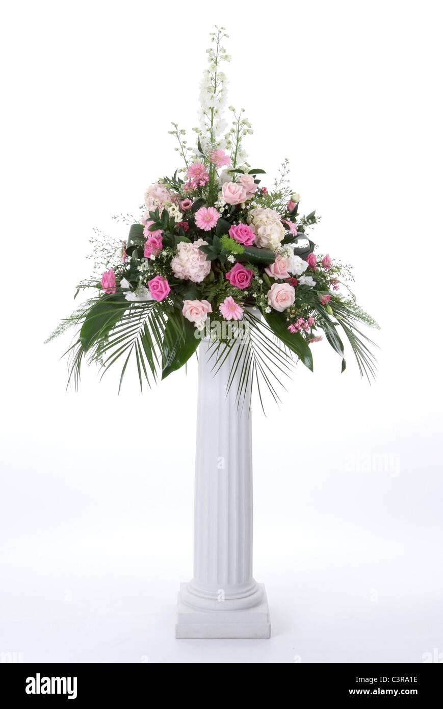 wedding flowers floor standing display Stock Photo - Alamy